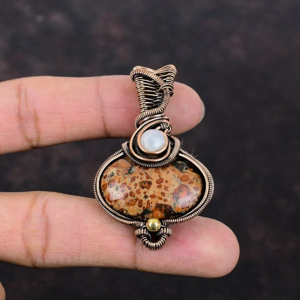 Buy Wire Wrapped Pendants Online | Tanay Gems & Jewels
