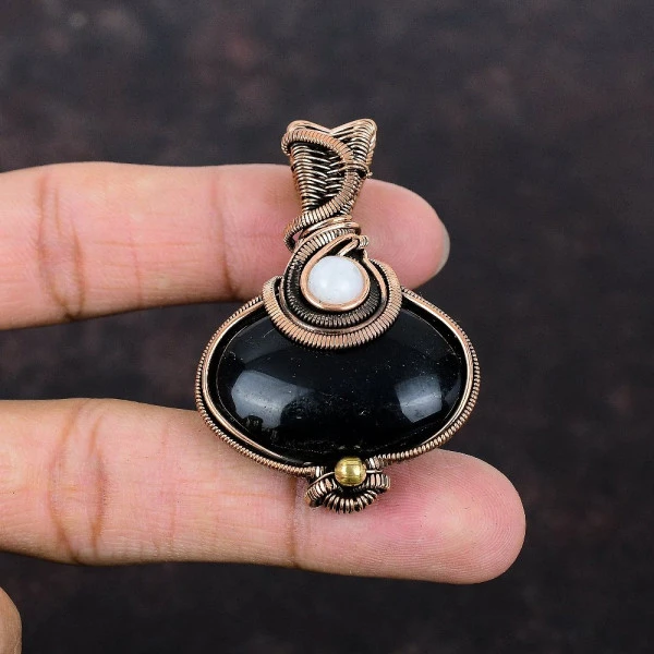 Buy Wire Wrapped Pendants Online | Tanay Gems & Jewels